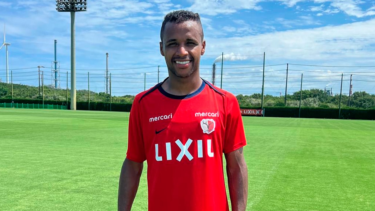 Ex-Cruzeiro Élber acerta com novo clube no Japão