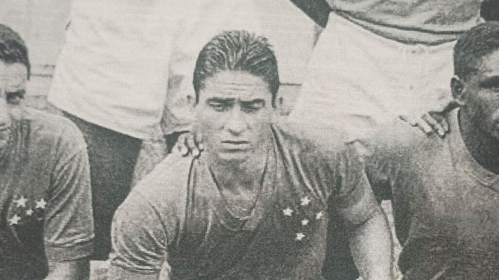 Cruzeiro lamenta morte de Osvaldo Rossi, ex-jogador do clube